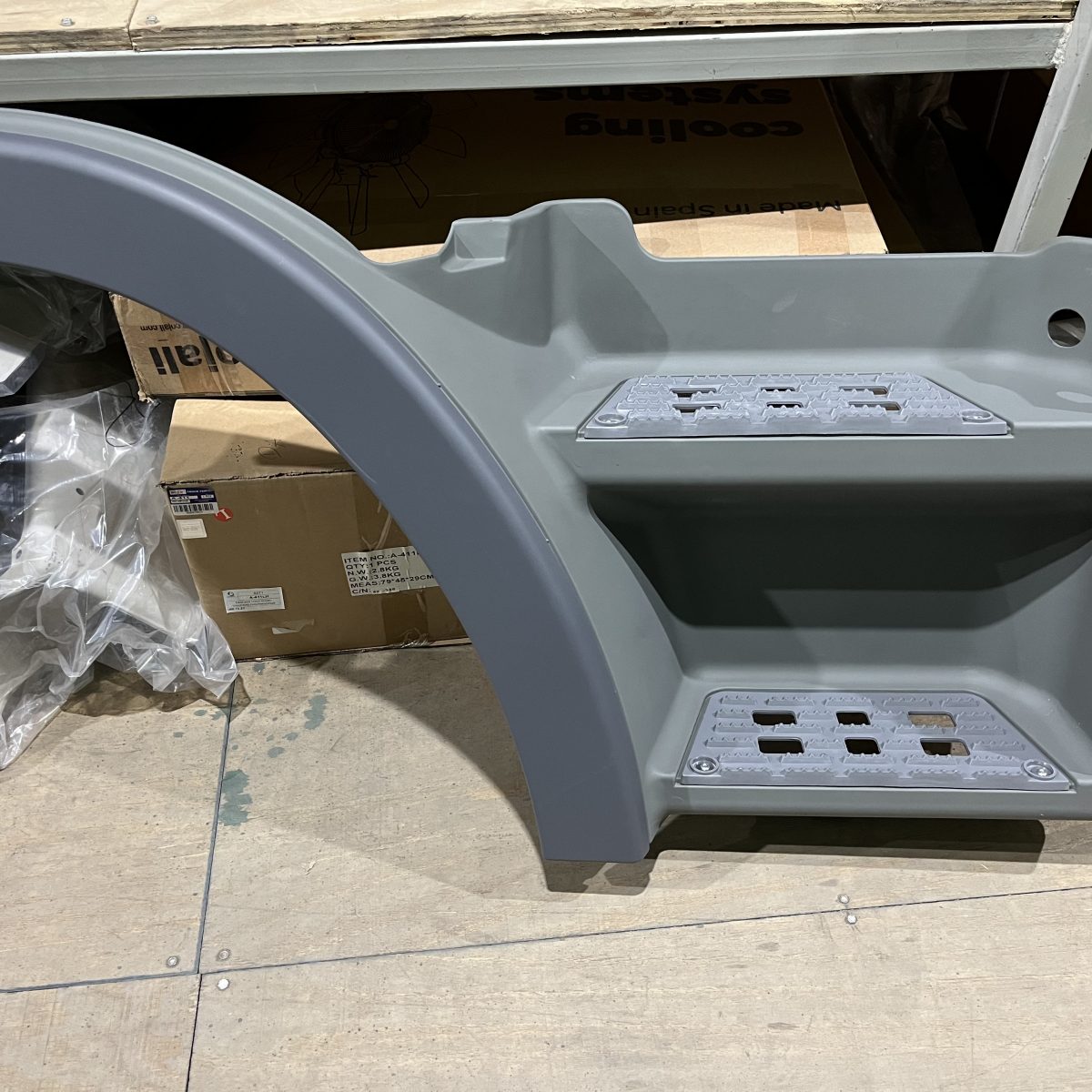 ACCESO ACTROS BAJO DERECHO HCT - Importadora de repuestos Jormat